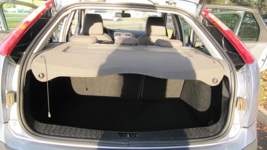 Grey Ford Focus 2007 in Riga, with an engine capacity of 1.60 L and mileage of 154 thousand km for 2250 €, photo 10 on AUTOMOTO.COM.LV