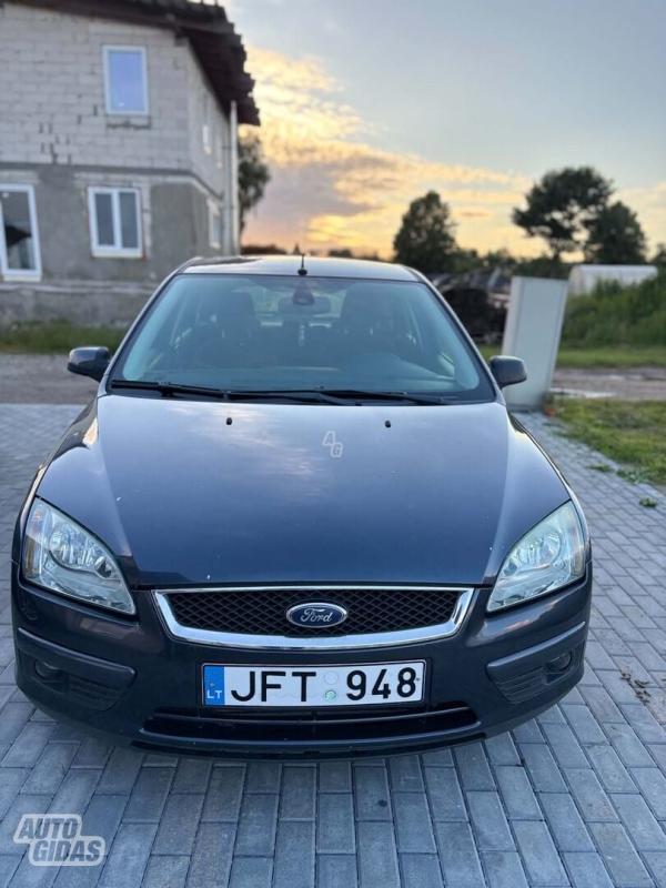Grey Ford Focus 2007 in Silute, with an engine capacity of 2.00 L and mileage of 204 thousand km for 1500 €, photo 1 on AUTOMOTO.COM.LV