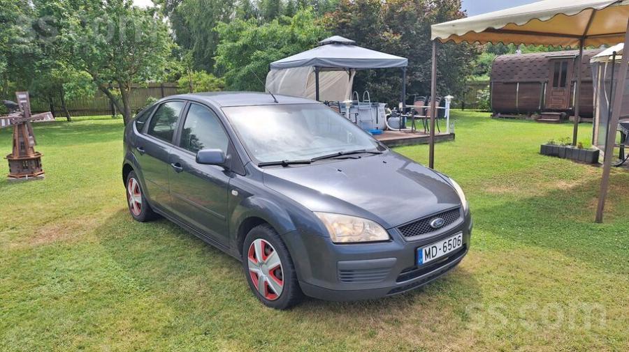 Pelēks Ford Focus 2007 Rīga, ar dzinēja tilpumu 1.80 L un nobraukumu 178 tūkst. km par 1800 €, foto 1 vietnē AUTOMOTO.COM.LV