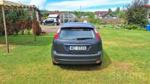 Pelēks Ford Focus 2007 Rīga, ar dzinēja tilpumu 1.80 L un nobraukumu 178 tūkst. km par 1800 €, foto 4 vietnē AUTOMOTO.COM.LV