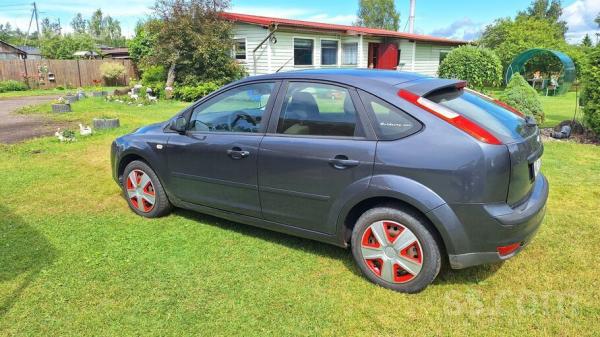 Grey Ford Focus 2007 in Riga, with an engine capacity of 1.80 L and mileage of 178 thousand km for 1800 €, photo 4 on AUTOMOTO.COM.LV