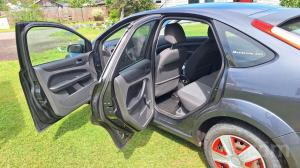Pelēks Ford Focus 2007 Rīga, ar dzinēja tilpumu 1.80 L un nobraukumu 178 tūkst. km par 1800 €, foto 9 vietnē AUTOMOTO.COM.LV