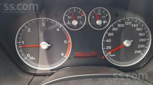 Pelēks Ford Focus 2007 Rīga, ar dzinēja tilpumu 1.80 L un nobraukumu 178 tūkst. km par 1800 €, foto 14 vietnē AUTOMOTO.COM.LV