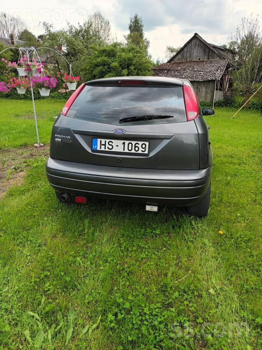 Grey Ford Focus 2007 in Liepaja, with an engine capacity of 2.00 L and mileage of 192 thousand km for 900 €, photo 5 on AUTOMOTO.COM.LV