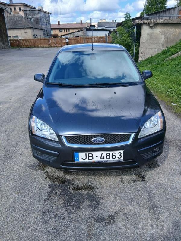 Grey Ford Focus 2007 in Kuldiga, with an engine capacity of 1.80 L and mileage of 242 thousand km for 1500 €, photo 1 on AUTOMOTO.COM.LV
