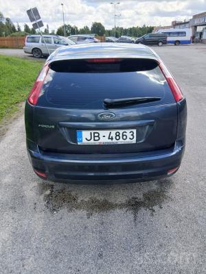 Grey Ford Focus 2007 in Kuldiga, with an engine capacity of 1.80 L and mileage of 242 thousand km for 1500 €, photo 7 on AUTOMOTO.COM.LV