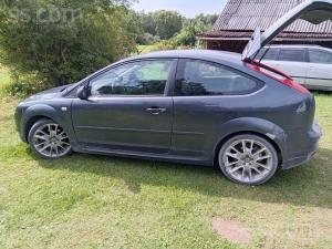 Grey Ford Focus 2007 in Tukums, with an engine capacity of 1.80 L and mileage of 277 thousand km for 800 €, photo  on AUTOMOTO.COM.LV
