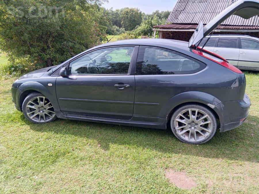 Grey Ford Focus 2007 in Tukums, with an engine capacity of 1.80 L and mileage of 277 thousand km for 800 €, photo 1 on AUTOMOTO.COM.LV