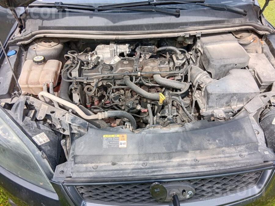 Grey Ford Focus 2007 in Tukums, with an engine capacity of 1.80 L and mileage of 277 thousand km for 800 €, photo 7 on AUTOMOTO.COM.LV