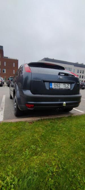 Pelēks Ford Focus 2007 Kohtla-Jerve, ar dzinēja tilpumu 1.80 L un nobraukumu 245 tūkst. km par 1750 €, foto 11 vietnē AUTOMOTO.COM.LV