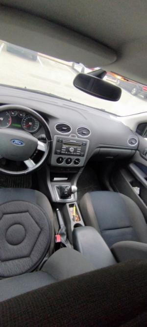 Pelēks Ford Focus 2007 Kohtla-Jerve, ar dzinēja tilpumu 1.80 L un nobraukumu 245 tūkst. km par 1750 €, foto 20 vietnē AUTOMOTO.COM.LV