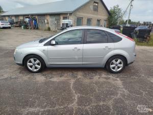 Pelēks Ford Focus 2007 Kretinga, ar dzinēja tilpumu 1.60 L un nobraukumu 236 tūkst. km par 950 €, foto 4 vietnē AUTOMOTO.COM.LV