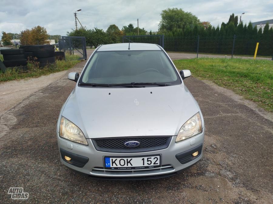 Pelēks Ford Focus 2007 Kretinga, ar dzinēja tilpumu 1.60 L un nobraukumu 236 tūkst. km par 950 €, foto 8 vietnē AUTOMOTO.COM.LV
