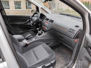 Pelēks Ford Focus 2007 Ogre, ar dzinēja tilpumu 2.00 L un nobraukumu 346 tūkst. km par 1750 €, foto 12 vietnē AUTOMOTO.COM.LV