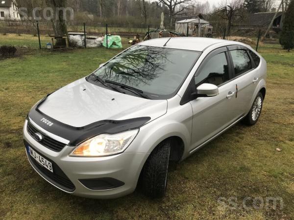Pelēks Ford Focus 2008 Tukums, ar dzinēja tilpumu 1.60 L un nobraukumu 292 tūkst. km par 1750 €, foto 3 vietnē AUTOMOTO.COM.LV