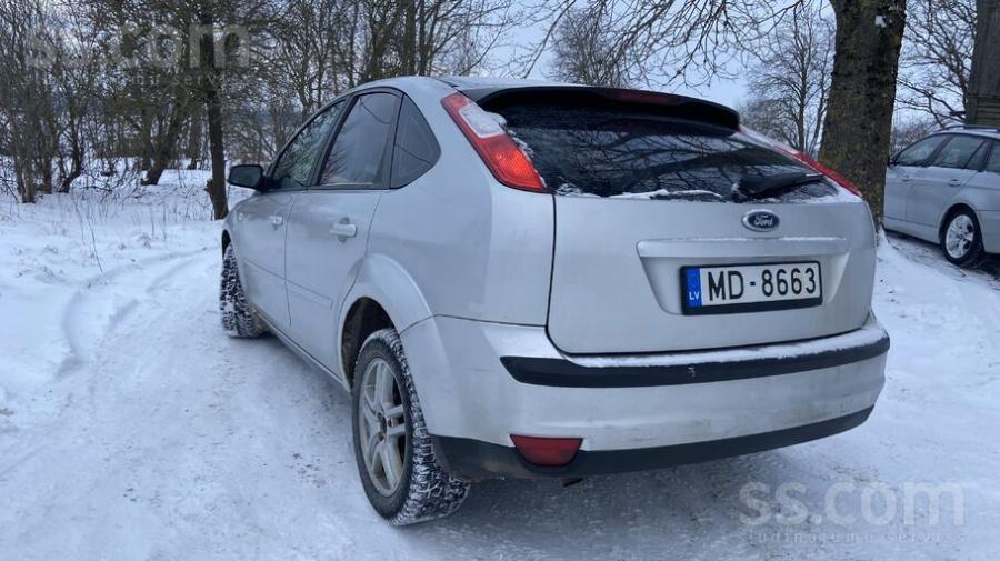 Pelēks Ford Focus 2008 Dobele, ar dzinēja tilpumu 1.80 L un nobraukumu 372 tūkst. km par 1650 €, foto 3 vietnē AUTOMOTO.COM.LV