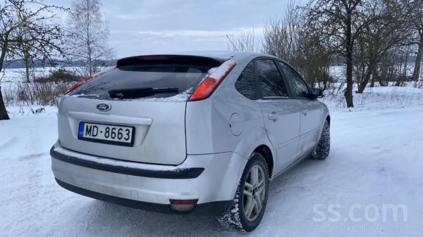 Grey Ford Focus 2008 in Dobele, with an engine capacity of 1.80 L and mileage of 372 thousand km for 1650 €, photo 4 on AUTOMOTO.COM.LV
