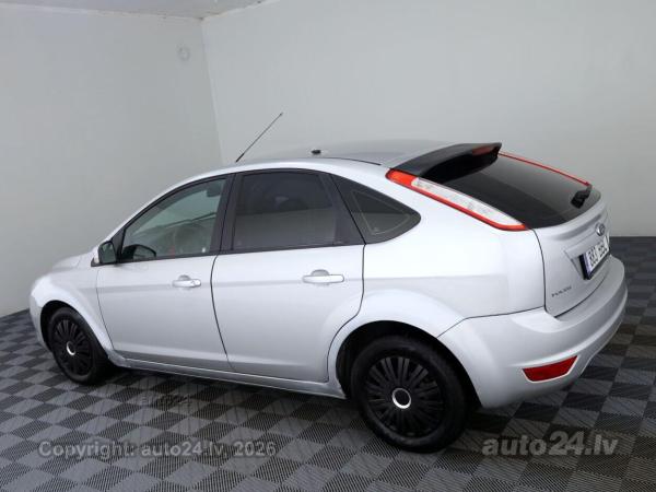 Grey Ford Focus 2008 in Tallinn, with an engine capacity of 1.60 L and mileage of 279 thousand km for 599 €, photo 4 on AUTOMOTO.COM.LV