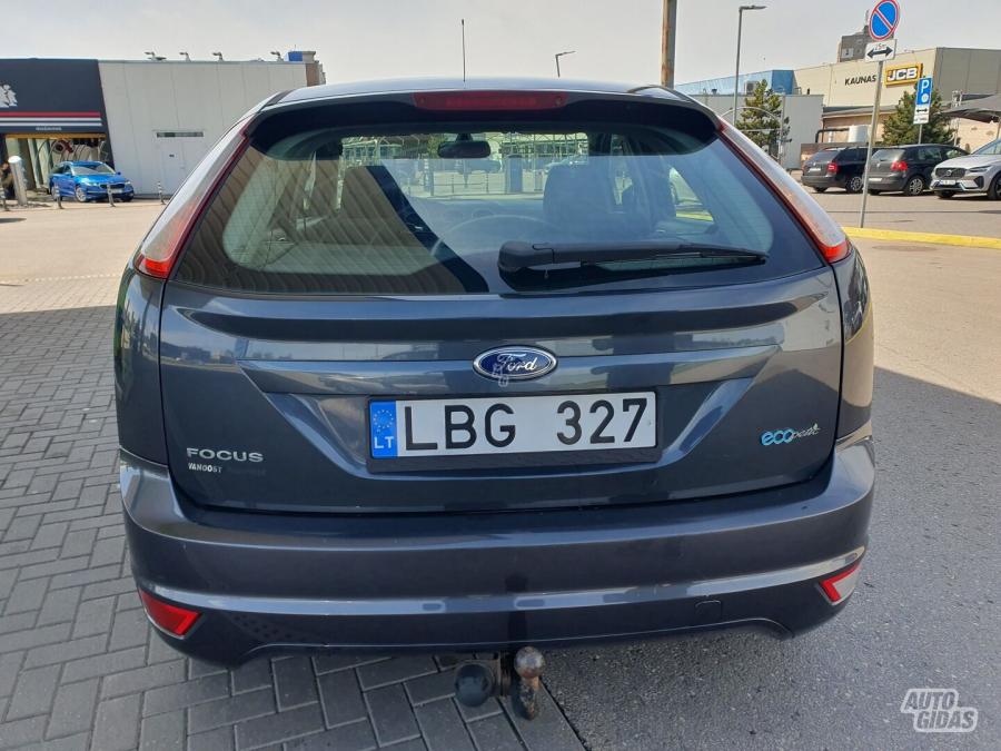 Grey Ford Focus 2008 in Kaunas, with an engine capacity of 1.60 L and mileage of 300 thousand km for 1850 €, photo 6 on AUTOMOTO.COM.LV