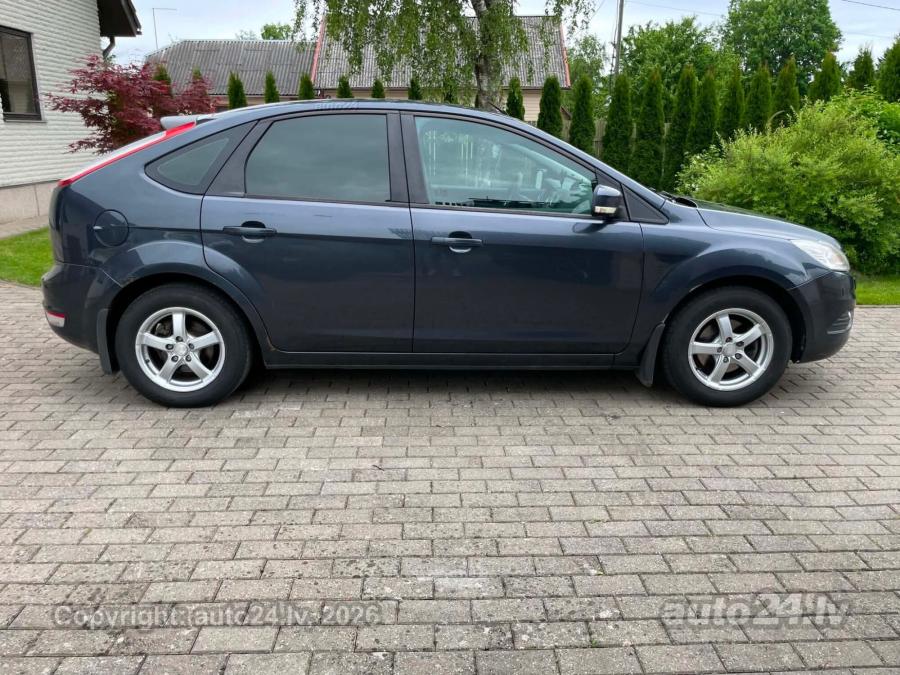 Grey Ford Focus 2008 in Paide, with an engine capacity of 1.60 L and mileage of 259 thousand km for 1900 €, photo 4 on AUTOMOTO.COM.LV