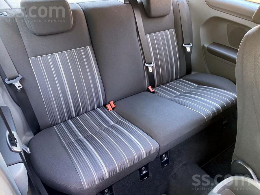 Grey Ford Focus 2008 in Riga, with an engine capacity of 1.40 L and mileage of 240 thousand km for 2600 €, photo 14 on AUTOMOTO.COM.LV