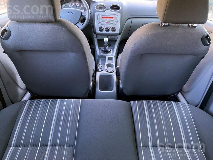 Grey Ford Focus 2008 in Riga, with an engine capacity of 1.40 L and mileage of 240 thousand km for 2600 €, photo 18 on AUTOMOTO.COM.LV