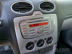 Grey Ford Focus 2008 in Riga, with an engine capacity of 1.40 L and mileage of 240 thousand km for 2600 €, photo 19 on AUTOMOTO.COM.LV