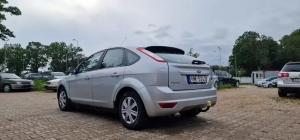 Pelēks Ford Focus 2008 Valmiera, ar dzinēja tilpumu 1.60 L un nobraukumu 161 tūkst. km par 1800 €, foto 6 vietnē AUTOMOTO.COM.LV