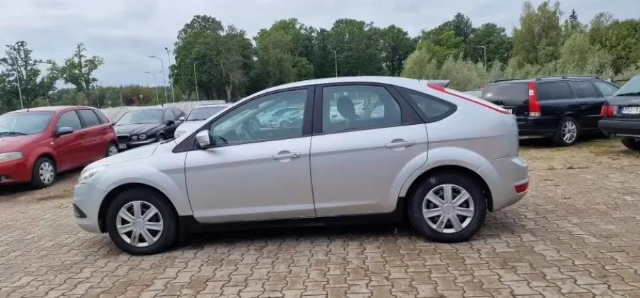 Pelēks Ford Focus 2008 Valmiera, ar dzinēja tilpumu 1.60 L un nobraukumu 161 tūkst. km par 1800 €, foto 7 vietnē AUTOMOTO.COM.LV