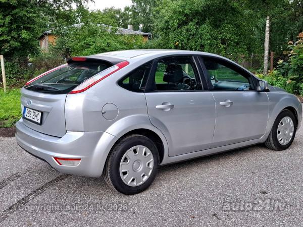 Pelēks Ford Focus 2008 Tartu, ar dzinēja tilpumu 1.60 L un nobraukumu 150 tūkst. km par 2499 €, foto 4 vietnē AUTOMOTO.COM.LV