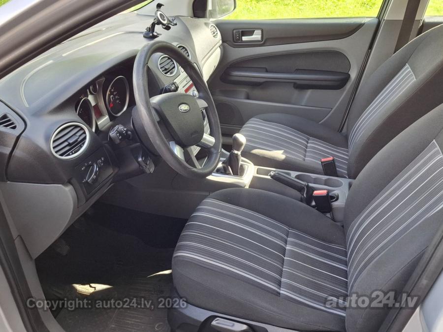 Pelēks Ford Focus 2008 Tartu, ar dzinēja tilpumu 1.60 L un nobraukumu 150 tūkst. km par 2499 €, foto 8 vietnē AUTOMOTO.COM.LV
