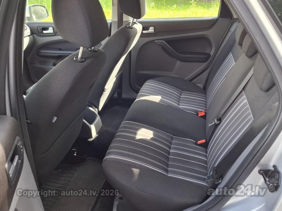 Pelēks Ford Focus 2008 Tartu, ar dzinēja tilpumu 1.60 L un nobraukumu 150 tūkst. km par 2499 €, foto 10 vietnē AUTOMOTO.COM.LV
