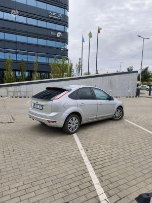 Grey Ford Focus 2008 in Kaunas, with an engine capacity of 2.00 L and mileage of 245 thousand km for 1650 €, photo 4 on AUTOMOTO.COM.LV