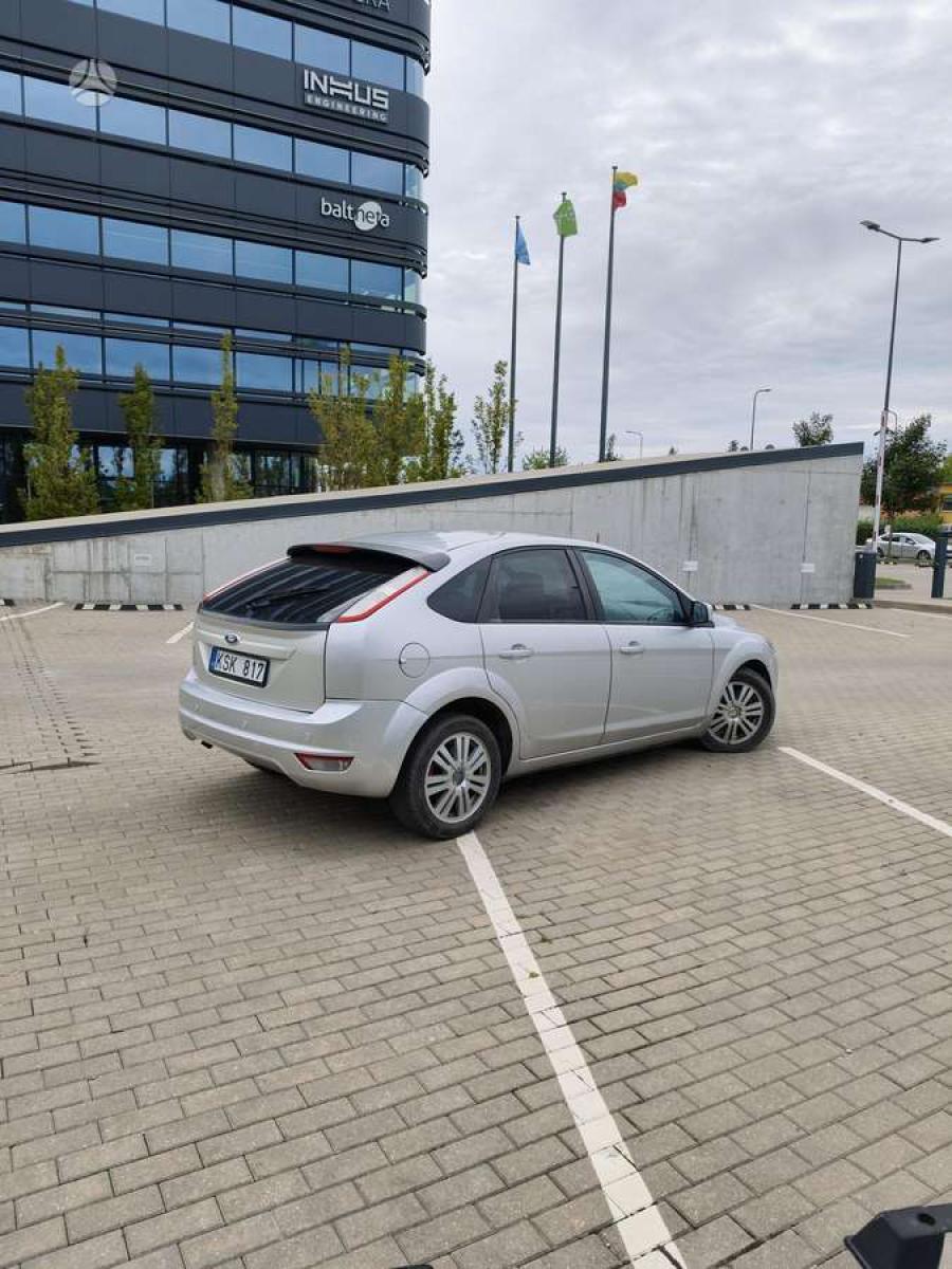 Grey Ford Focus 2008 in Kaunas, with an engine capacity of 2.00 L and mileage of 245 thousand km for 1650 €, photo 4 on AUTOMOTO.COM.LV