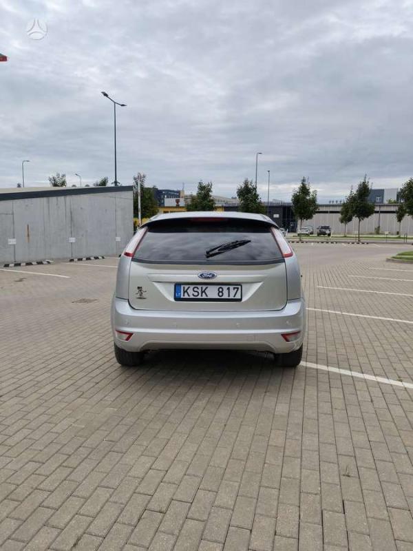 Pelēks Ford Focus 2008 Kauņa, ar dzinēja tilpumu 2.00 L un nobraukumu 245 tūkst. km par 1650 €, foto 4 vietnē AUTOMOTO.COM.LV