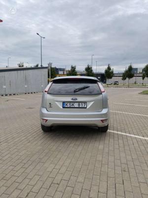 Grey Ford Focus 2008 in Kaunas, with an engine capacity of 2.00 L and mileage of 245 thousand km for 1650 €, photo 5 on AUTOMOTO.COM.LV