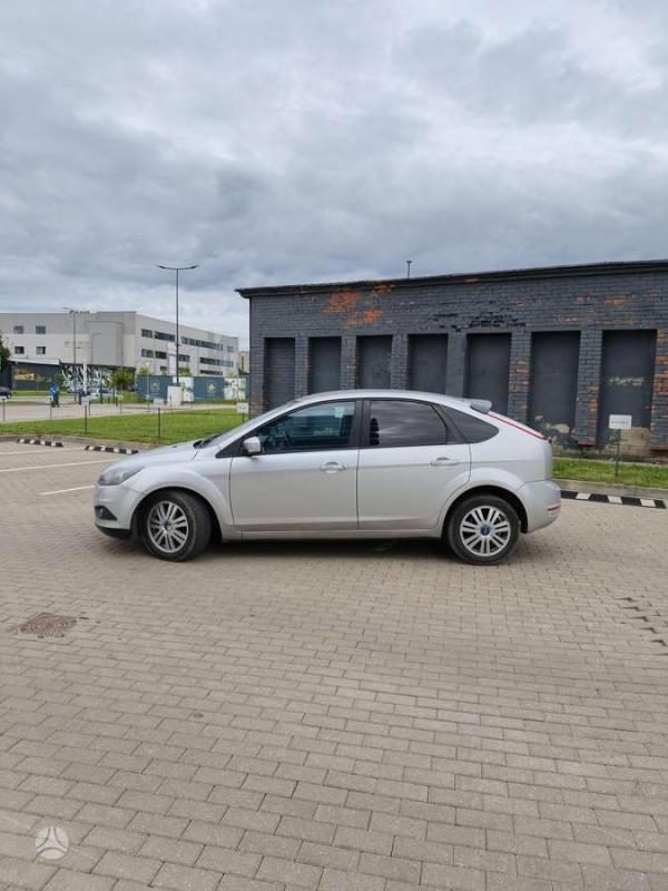 Pelēks Ford Focus 2008 Kauņa, ar dzinēja tilpumu 2.00 L un nobraukumu 245 tūkst. km par 1650 €, foto 7 vietnē AUTOMOTO.COM.LV