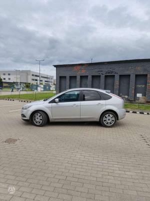 Grey Ford Focus 2008 in Kaunas, with an engine capacity of 2.00 L and mileage of 245 thousand km for 1650 €, photo 8 on AUTOMOTO.COM.LV