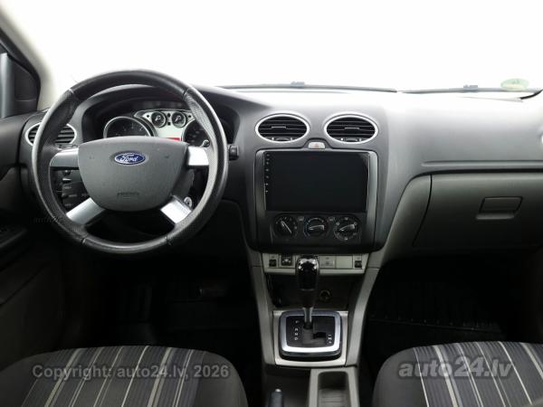 Grey Ford Focus 2008 in Tallinn, with an engine capacity of 1.60 L and mileage of 279 thousand km for 1199 €, photo 5 on AUTOMOTO.COM.LV