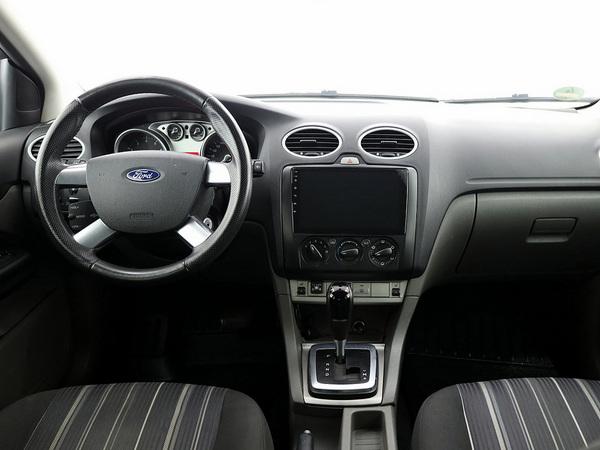 Pelēks Ford Focus 2008 Tallina, ar dzinēja tilpumu 1.60 L un nobraukumu 279 tūkst. km par 1199 €, foto 5 vietnē AUTOMOTO.COM.LV