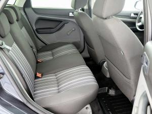 Pelēks Ford Focus 2008 Tallina, ar dzinēja tilpumu 1.60 L un nobraukumu 279 tūkst. km par 1199 €, foto 8 vietnē AUTOMOTO.COM.LV
