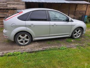 Pelēks Ford Focus 2008 Šauļi, ar dzinēja tilpumu 1.60 L un nobraukumu 338 tūkst. km par 1500 €, foto 6 vietnē AUTOMOTO.COM.LV