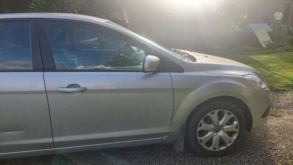 Ford Focus 2008 Šauļi vietnē Pelēks Ford Focus 2008 Šauļi, ar dzinēja tilpumu 1.80 L un nobraukumu 528 tūkst. km par 1000 €, foto 4 vietnē AUTOMOTO.COM.LV