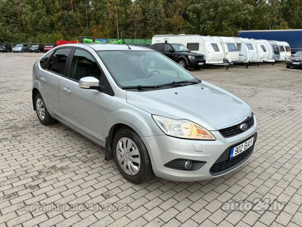 Pelēks Ford Focus 2008 Pērnava, ar dzinēja tilpumu 1.60 L un nobraukumu 104 tūkst. km par 2890 €, foto 4 vietnē AUTOMOTO.COM.LV