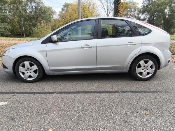 Grey Ford Focus 2008 in Daugavpils, with an engine capacity of 1.60 L and mileage of 229 thousand km for 1550 €, photo 6 on AUTOMOTO.COM.LV