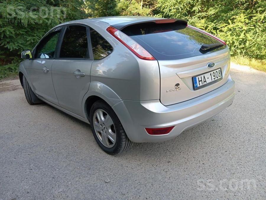 Grey Ford Focus 2008 in Riga, with an engine capacity of 1.60 L and mileage of 192 thousand km for 2200 €, photo 3 on AUTOMOTO.COM.LV