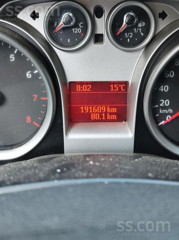 Grey Ford Focus 2008 in Riga, with an engine capacity of 1.60 L and mileage of 192 thousand km for 2200 €, photo 6 on AUTOMOTO.COM.LV