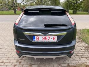 Pelēks Ford Focus 2009 Limbaži, ar dzinēja tilpumu 2.00 L un nobraukumu 220 tūkst. km par 3550 €, foto 6 vietnē AUTOMOTO.COM.LV