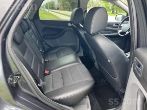 Pelēks Ford Focus 2009 Limbaži, ar dzinēja tilpumu 2.00 L un nobraukumu 220 tūkst. km par 3550 €, foto 12 vietnē AUTOMOTO.COM.LV