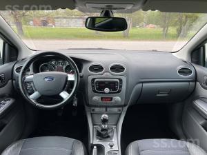 Pelēks Ford Focus 2009 Limbaži, ar dzinēja tilpumu 2.00 L un nobraukumu 220 tūkst. km par 3550 €, foto 13 vietnē AUTOMOTO.COM.LV